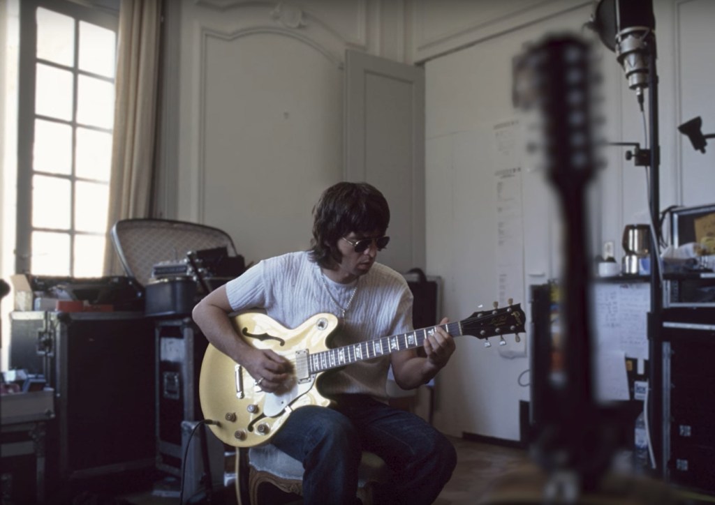 Gibson Les Paul Signature – The Chief's Guitars – Noel Gallagher's ...