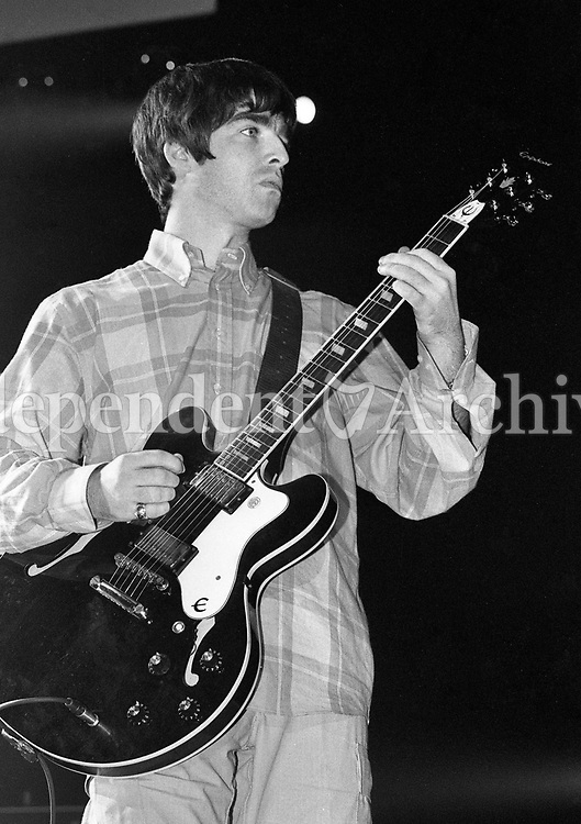 Epiphone Riviera (Matsumoku, Wine Red) – The Chief's Guitars – Noel ...