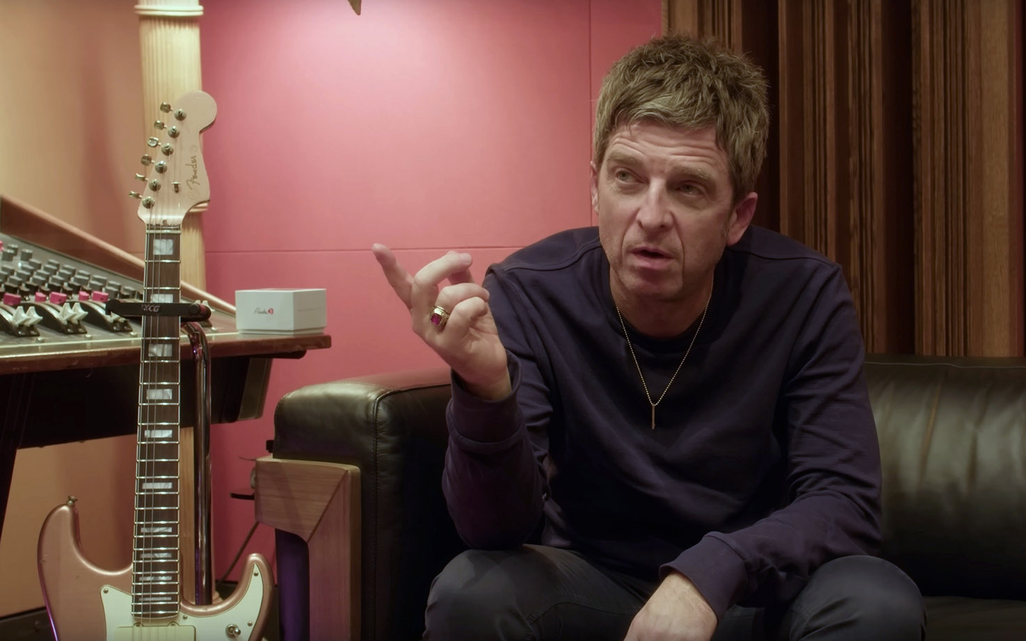 Update – 23 Jul. 2024 – The Chief's Guitars – Noel Gallagher's guitars ...